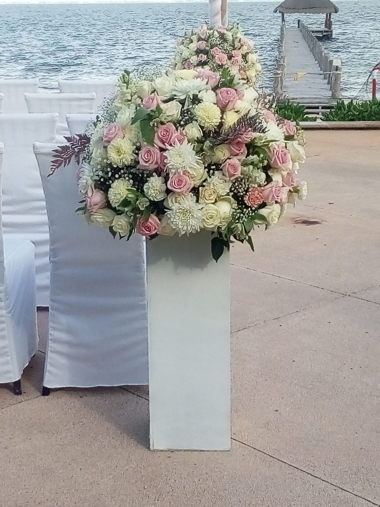 Floreria Zazil – Servicio floral para eventos y bodas. Entrega de ...